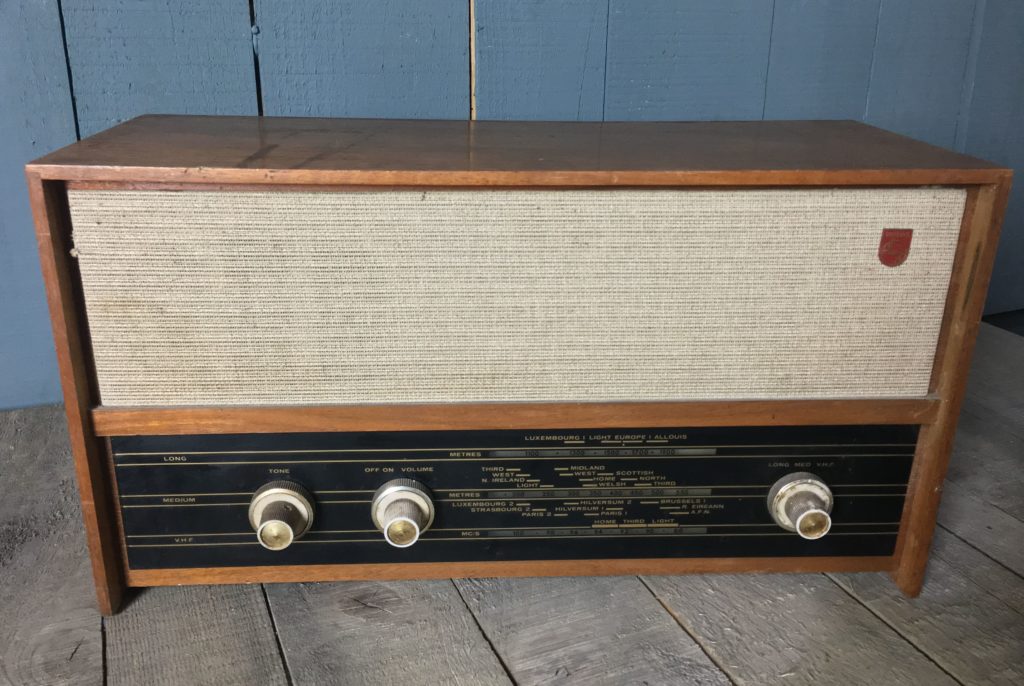 Philips Radiogram - Old Stuff Props